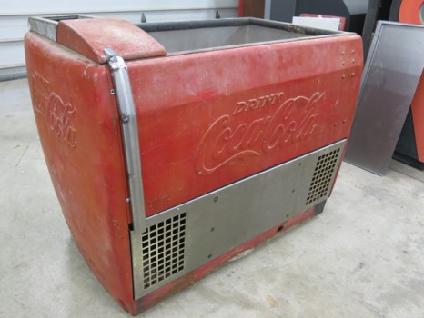 Chest Type Soda Machine Restoration And Repair – Grand America Jukebox