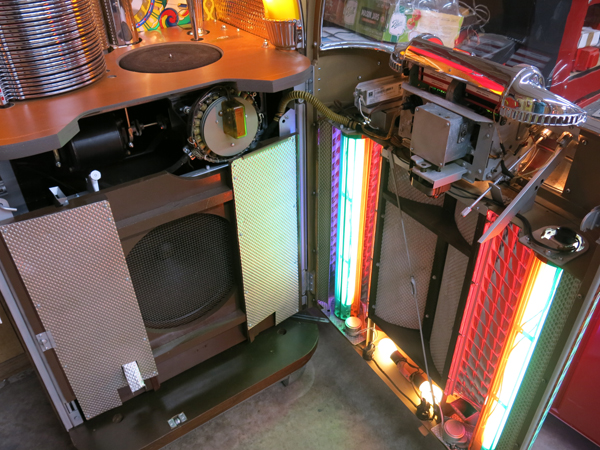 Vintage Jukeboxes For Sale, Jukeboxes for sale St Louis, Seeburg ...
