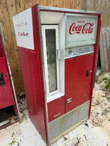 Vintage Coke machines for sale, Coca-Cola Machines for sale, vendo coke ...