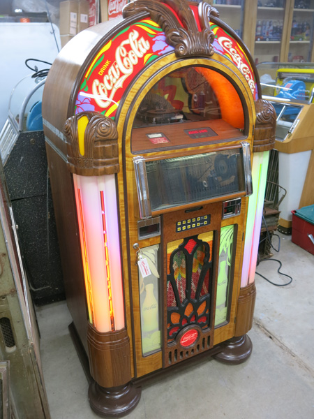 Vintage Jukeboxes For Sale, Jukeboxes for sale St Louis, Seeburg ...